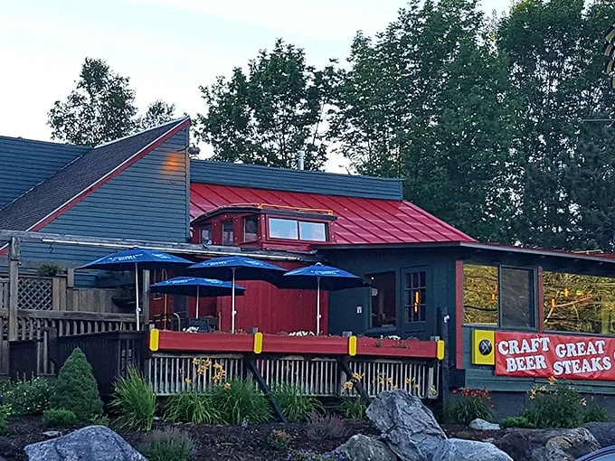 casey's caboose 1