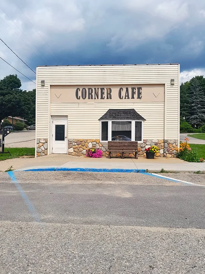 corner cafe 1