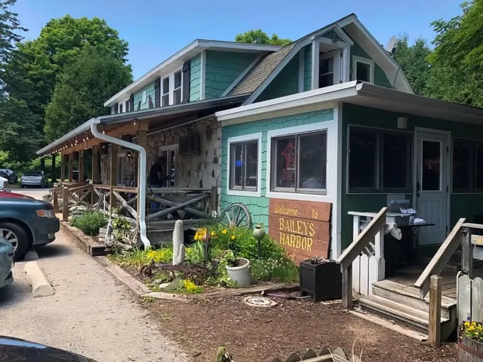 coyote roadhouse 1