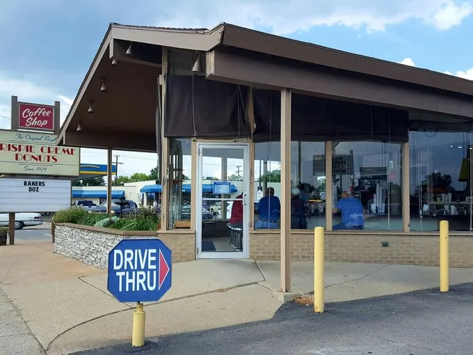crispie creme donut shop 1