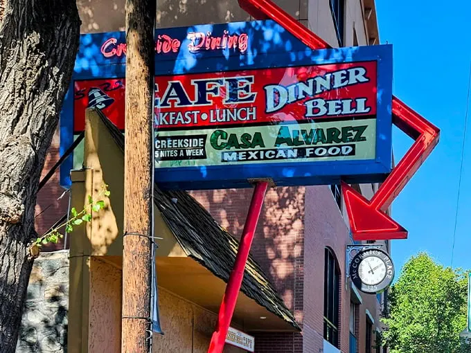 dinner bell cafe 1