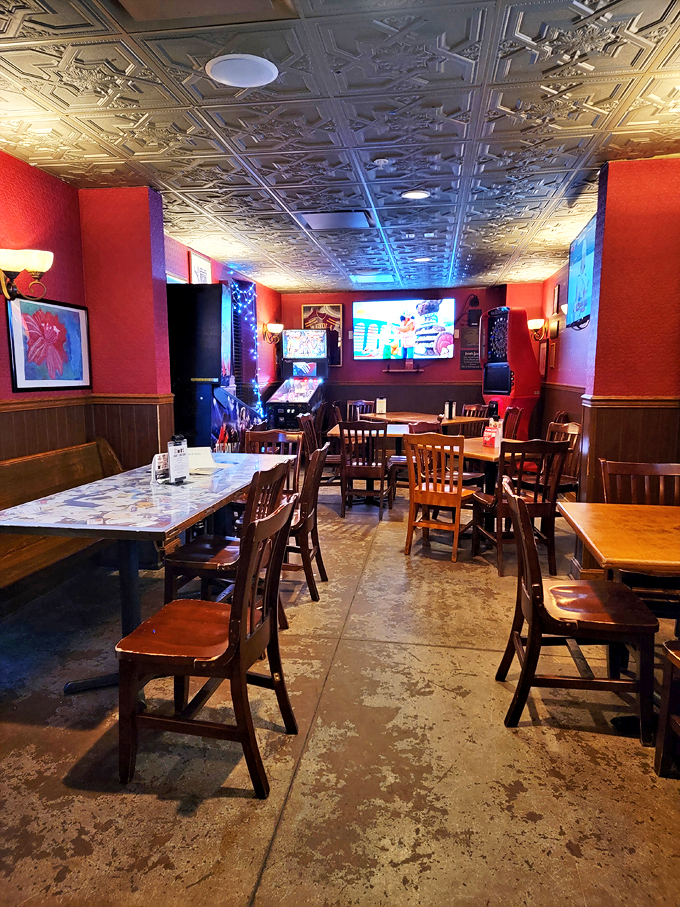 dooley's pub 2
