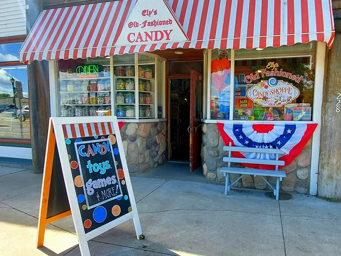 ely's old fashioned candy 1