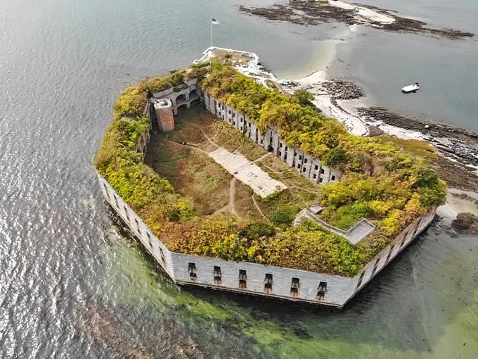 fort gorges 1