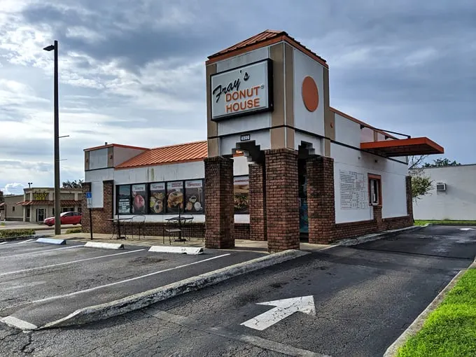 fray's donut house 1