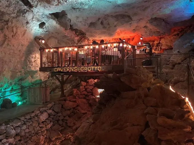 grand canyon caverns 1