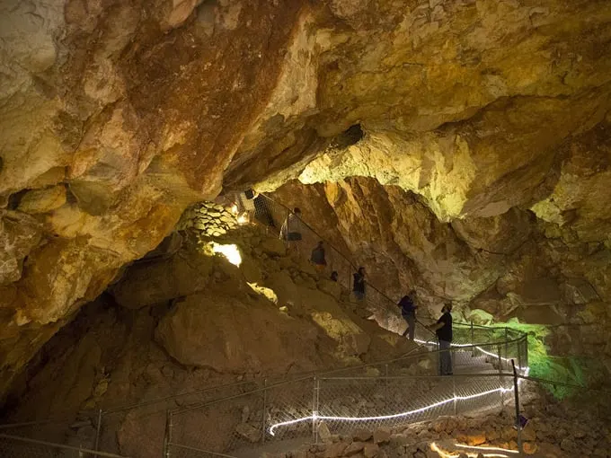 grand canyon caverns 1