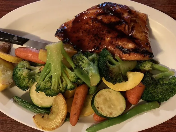 hideaway pub & eatery 9