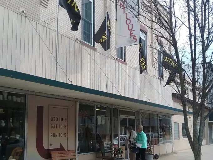 lake odessa antique mall 1