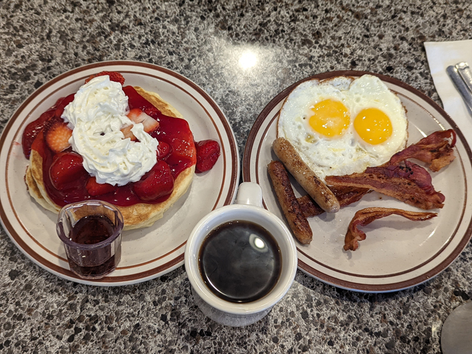 lola's diner 3 8