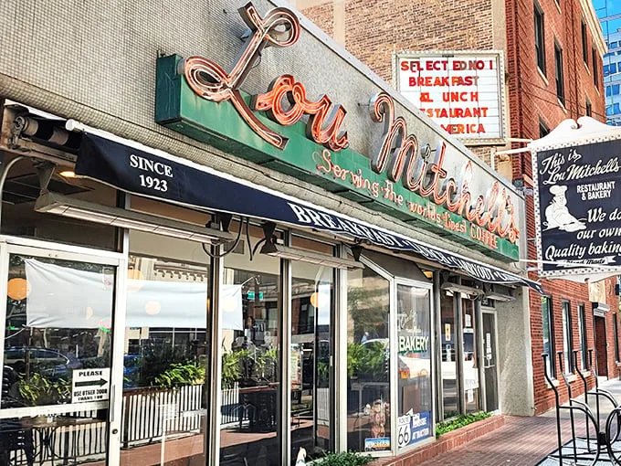 lou mitchell's 1