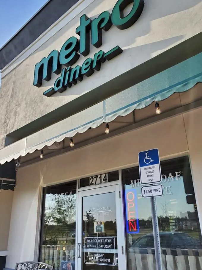 metro diner 1