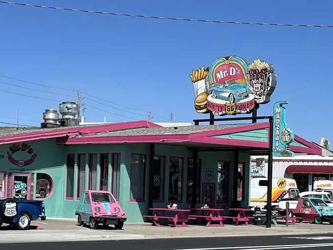 mr d'z route 66 diner 1
