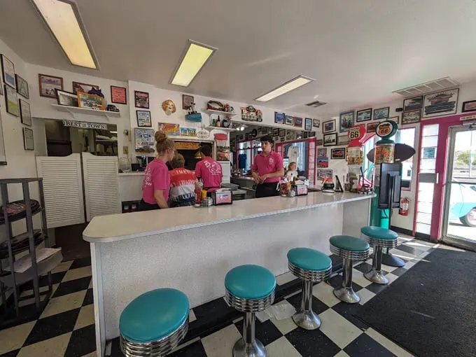 mr d'z route 66 diner 6
