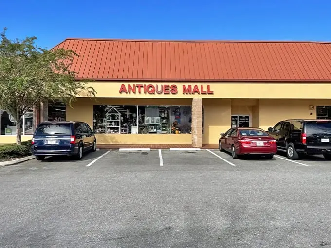 orange tree antiques mall 1