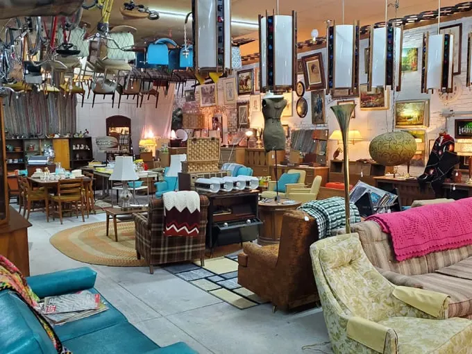 pop's uniquities llc antiques and vintage 3