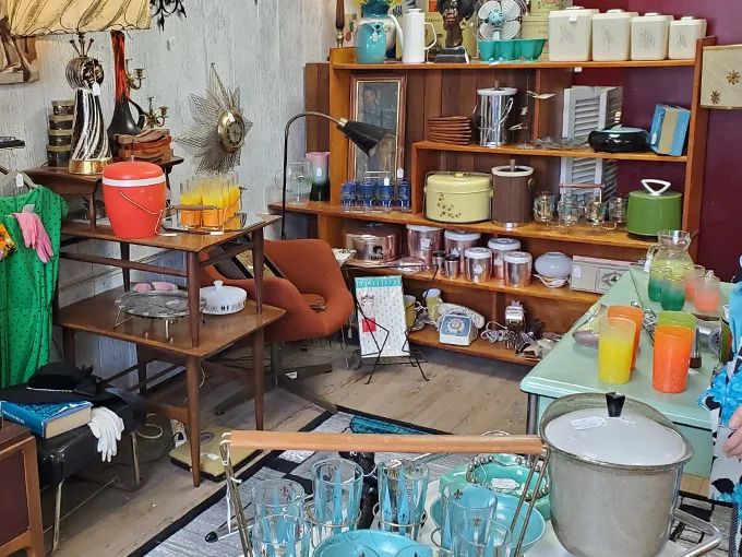 pop's uniquities llc antiques and vintage 7