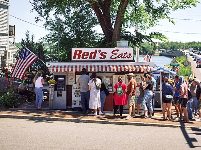 red's eats 1