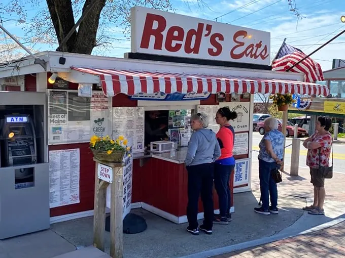 red's eats 9