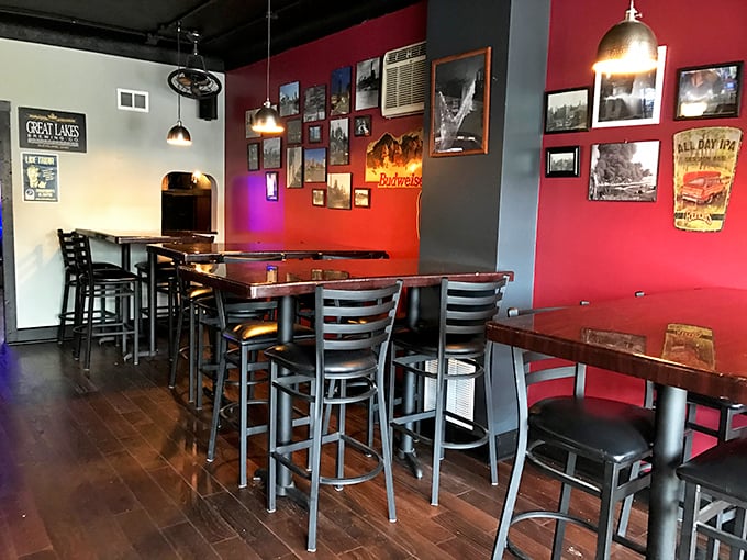 rowley inn 7