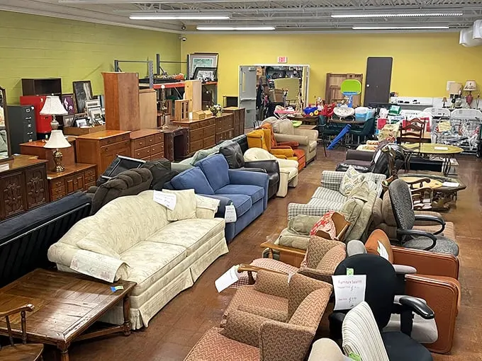 st. vincent de paul thrift store 3