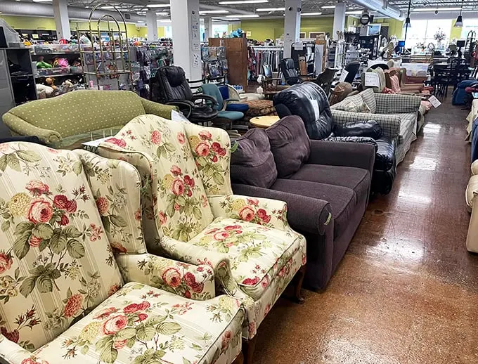 st. vincent de paul thrift store 9