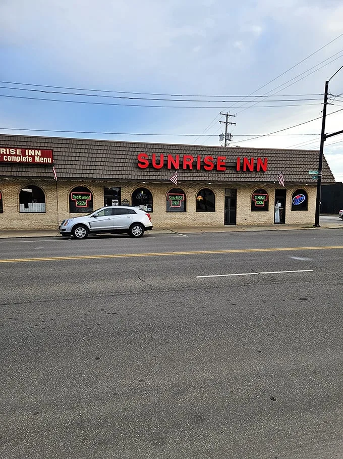 sunrise inn of warren 1