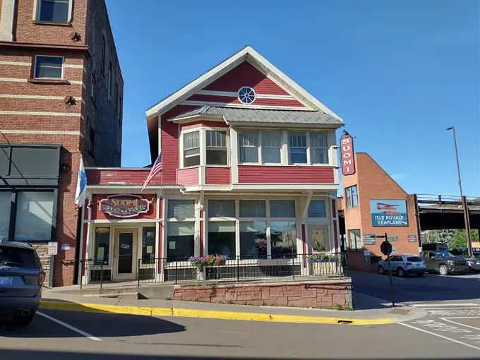 suomi home bakery & restaurant 1