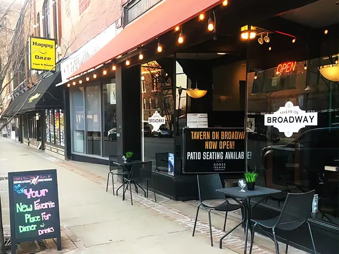 tavern on broadway 1