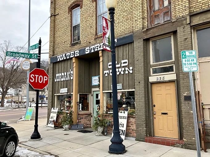 water street antiques 1