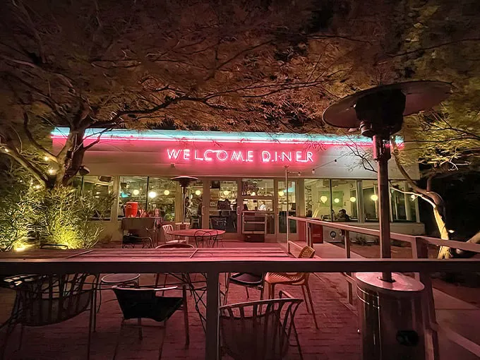 welcome diner 1