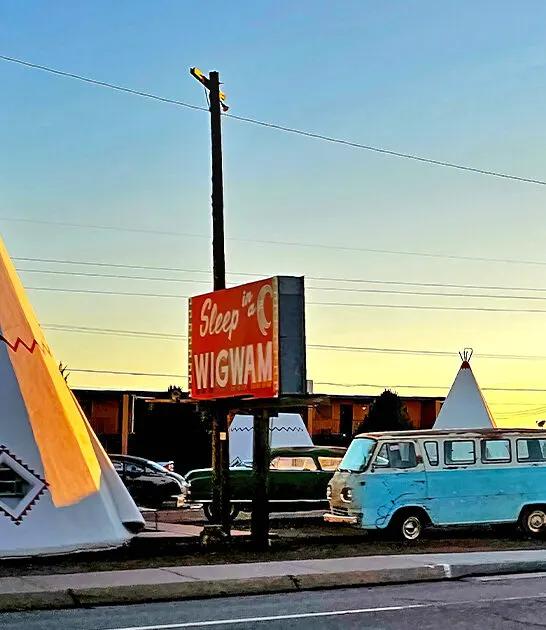 quirky roadside motel arizona ftr