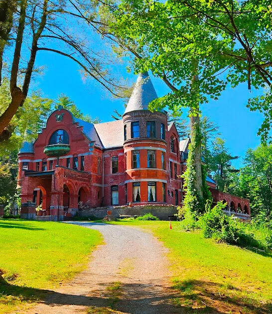 stunning castle vermont ftr