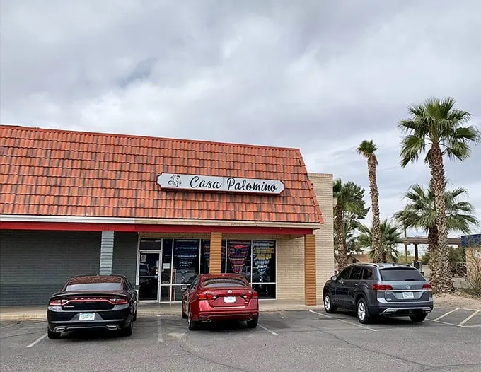 Palm trees and Mexican food: a match made in Arizona heaven. Casa Palomino stands ready to satisfy your cravings, come rain or shine (but mostly shine).