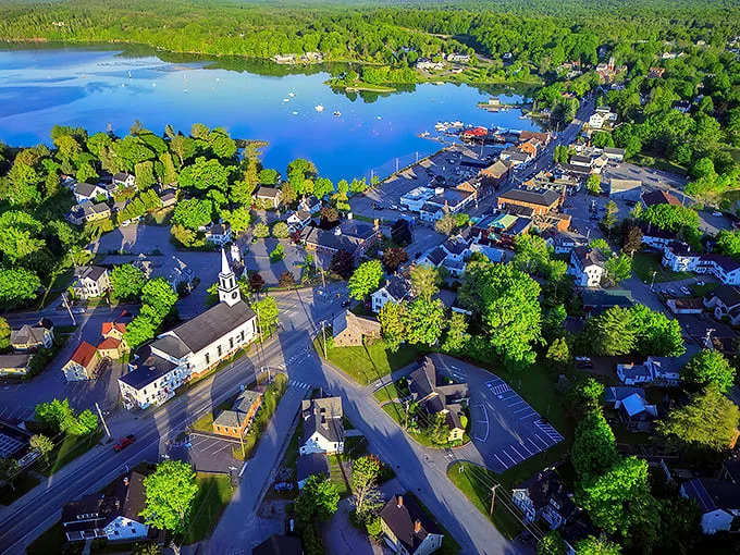 Damariscotta, Maine 1