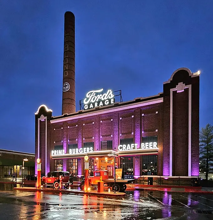 ford's garage norwood 1
