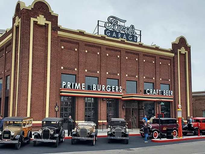 ford's garage norwood 1