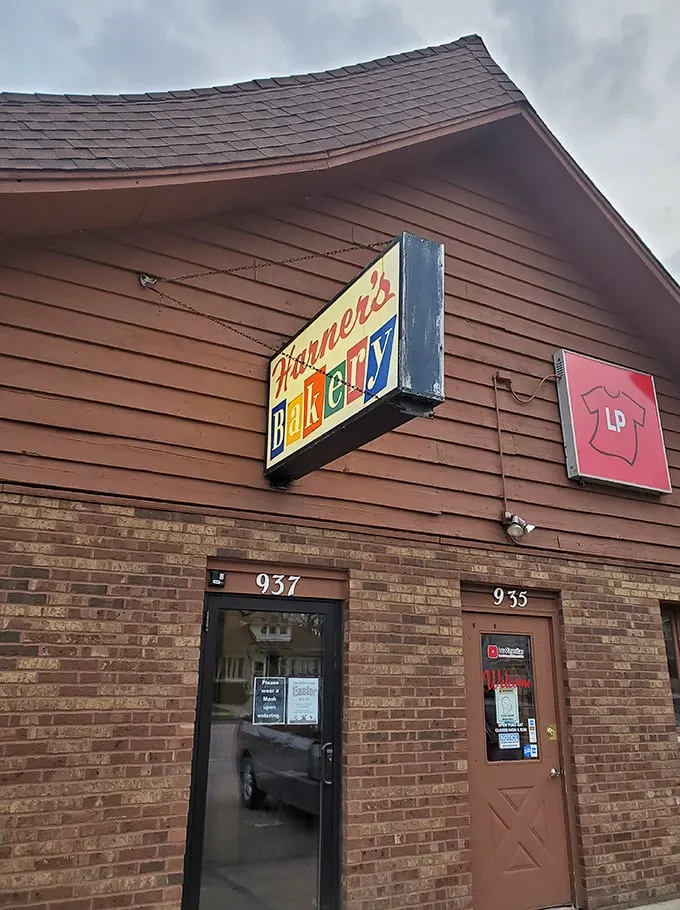 harner's bakery 1