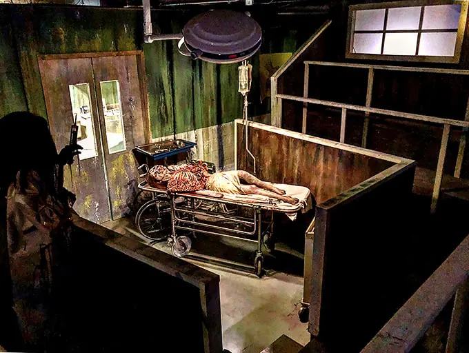 haunted schoolhouse & laboratory 5