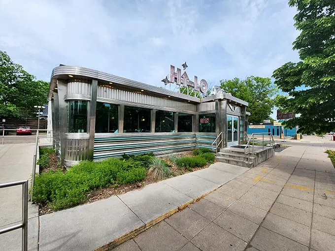 hi lo diner 1