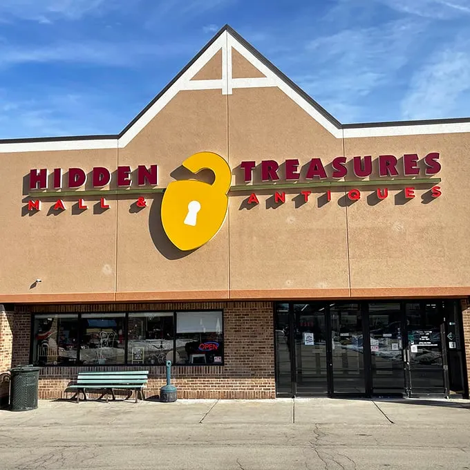 hidden treasures mall & antiques 1