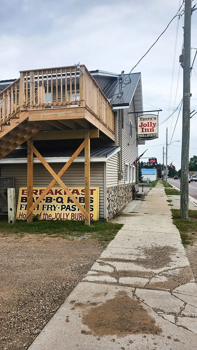jolly inn 1