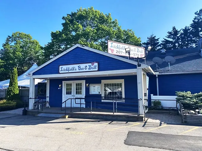 litchfield's bar and grill 1
