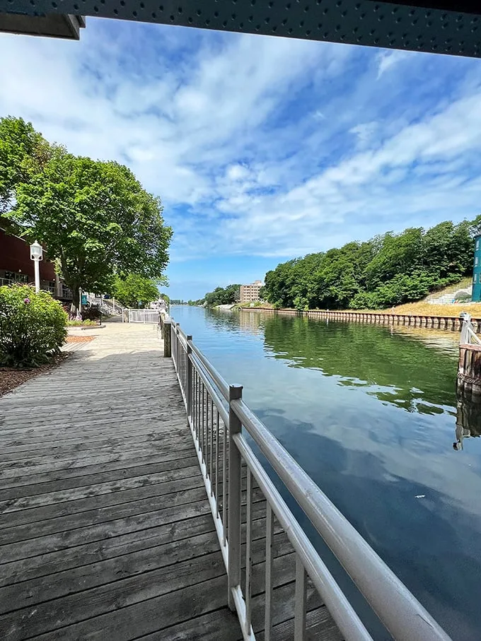 manistee riverwalk 1
