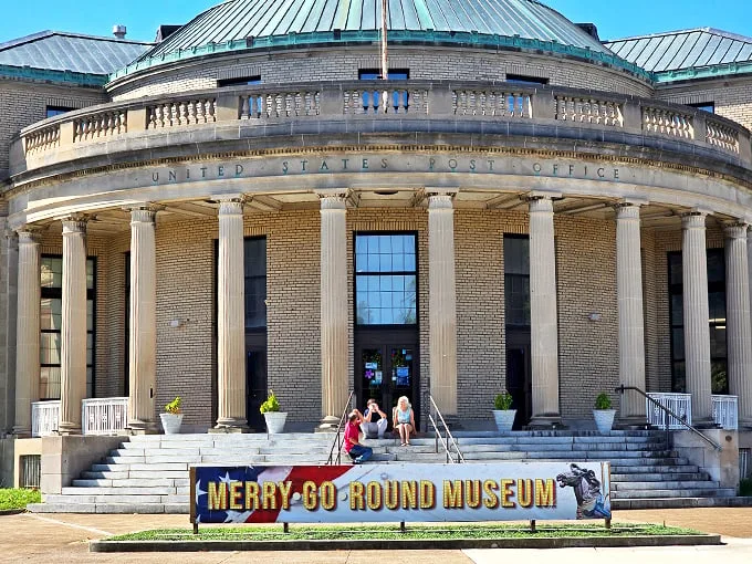merry go round museum 1