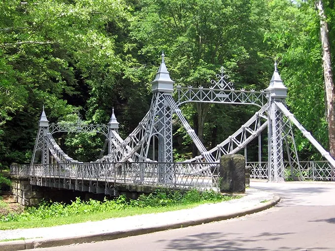 mill creek park suspension bridge 2