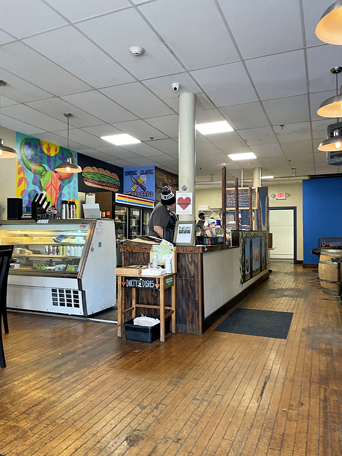 morse block deli & taps 7