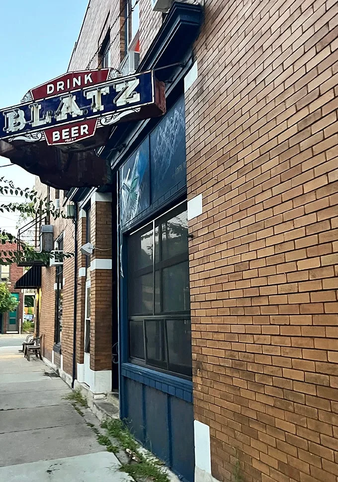 ohio tavern 1