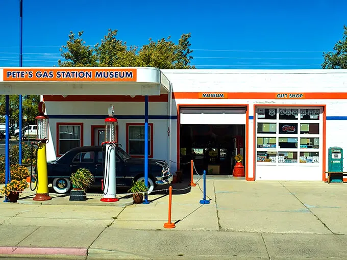 pete's route 66 gas station museum 1