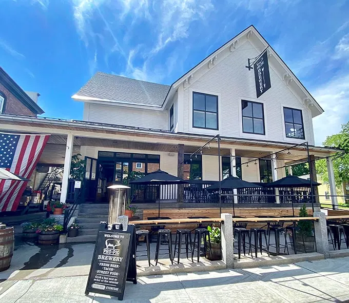 prohibition pig restaurant 1